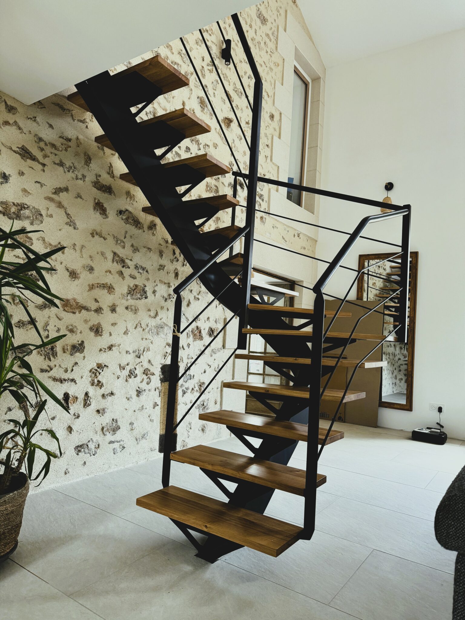 Escalier Balancé : Design Sur Mesure pour Un Rendu Unique