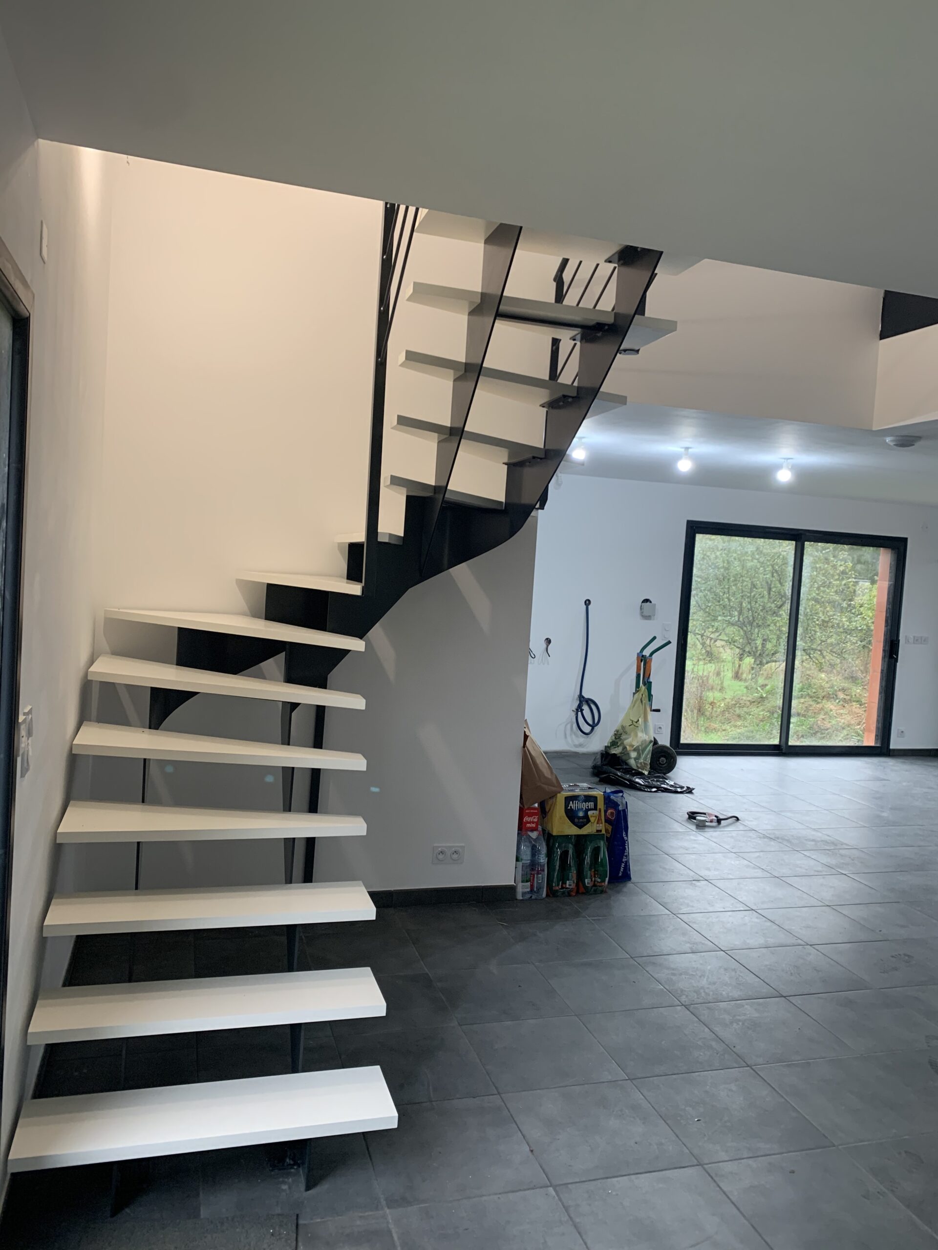 Escalier Balancé : Design Sur Mesure pour Un Rendu Unique